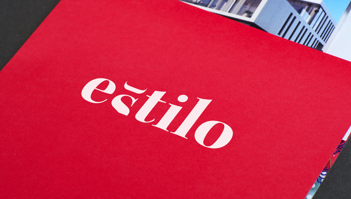 estillo_web_brochure_cover_detail - Sense creative agency